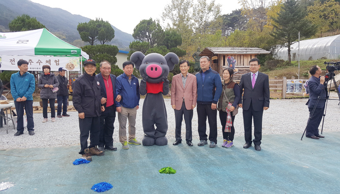 붉은 단풍 속 ‘함양 흑돼지축제’ 열린다
